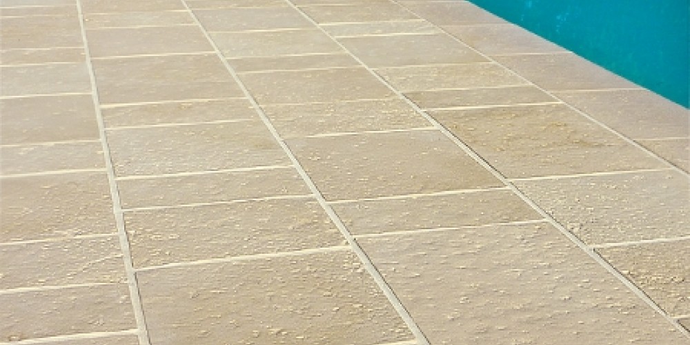 Olympia kantfliser og terrassefliser - kantfliser i natursten - Pool ...